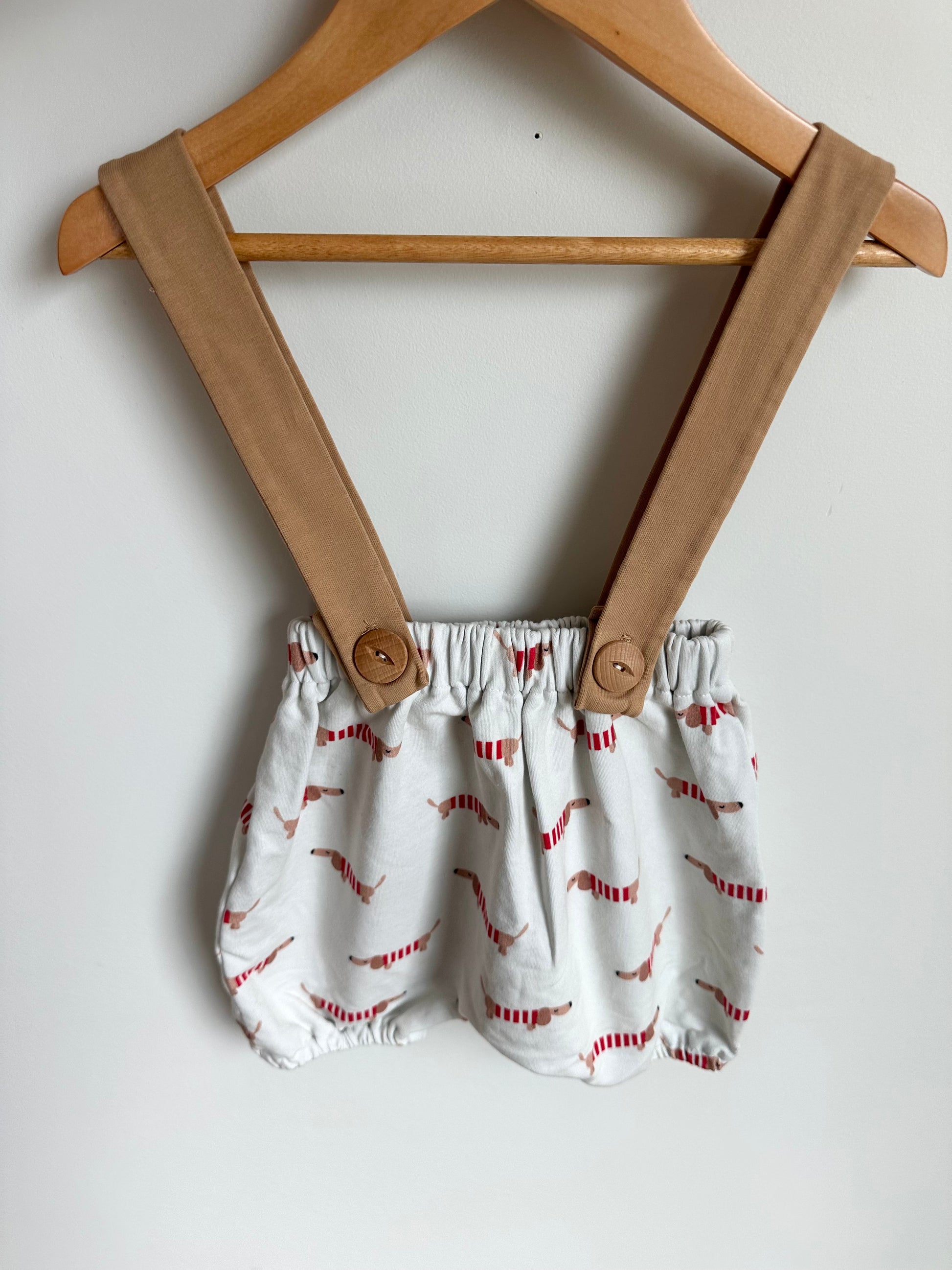 Weiner Christmas Dog Suspender Shorts / 2T – Little Bloom